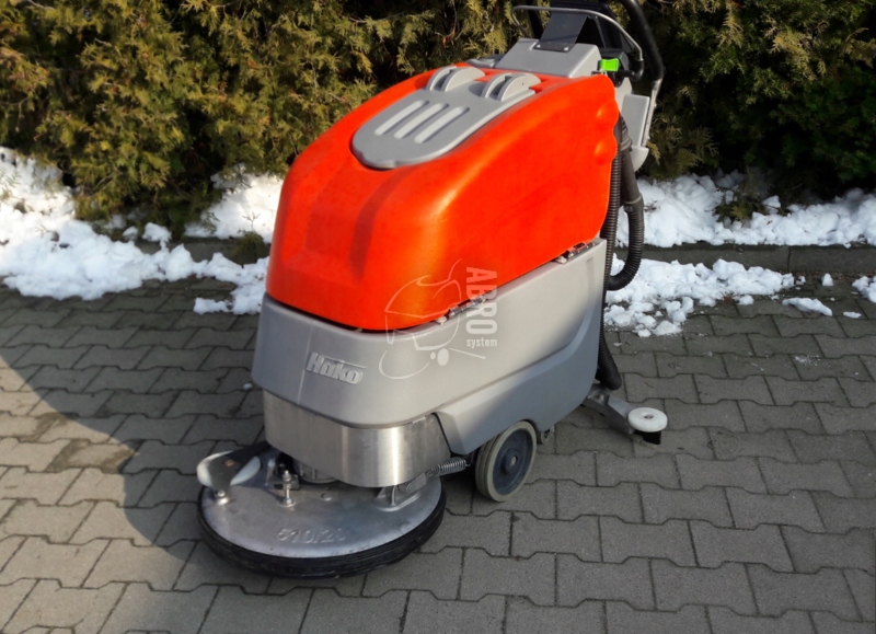 Maszyna czyszcząca Hako B 45, 96 motogodzin pracy - 7815642538 ...