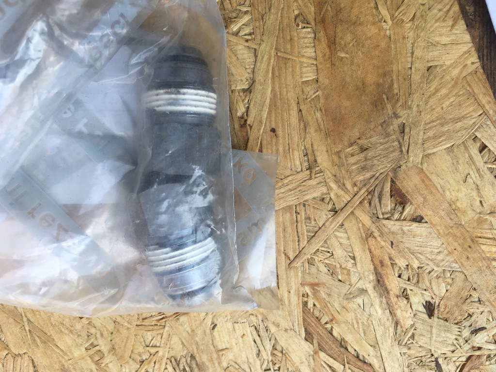 52088914AA MOPAR Jeep zapinka węża pompy WISKOZA - 8055353101 ...