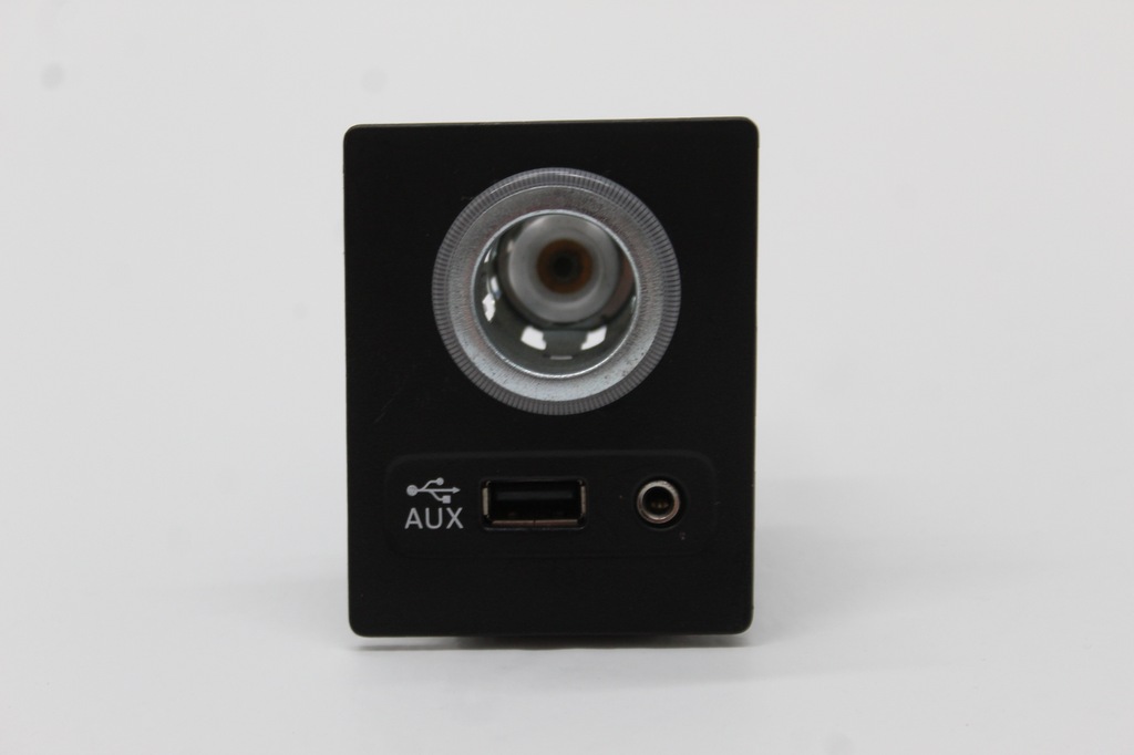 SKODA SUPERB 3 GNIAZDO USB AUX 5G0035222 5Q0035724 - 12526106234 ...