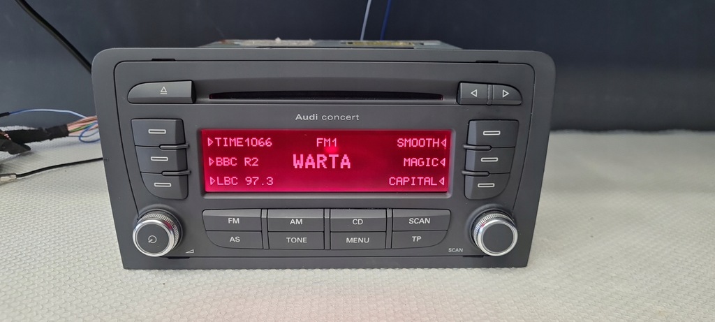 Audi Concert A3 8P Radio Cd Mp3 Aux 8P0035186G - 13487011243 - oficjalne archiwum Allegro