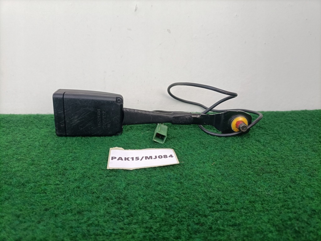 VOLVO V40 2 II ZAPINKA PASA BEZPIECZEŃSTWA KIEROWCY LH 8632604 PAK15 ...