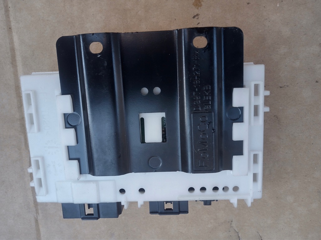 MODUŁ HAKA HOLOWNICZEGO FORD MONDEO MK5 - 12823084431 - oficjalne ... MODUŁ HAKA HOLOWNICZEGO FORD MONDEO MK5 - 12823084431 - oficjalne ...
