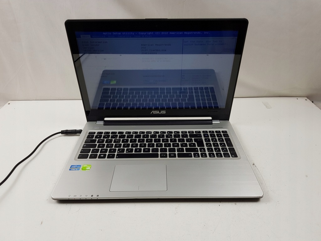 Asus SonicMaster i3 (2041460) - 12596137554 - oficjalne archiwum Allegro