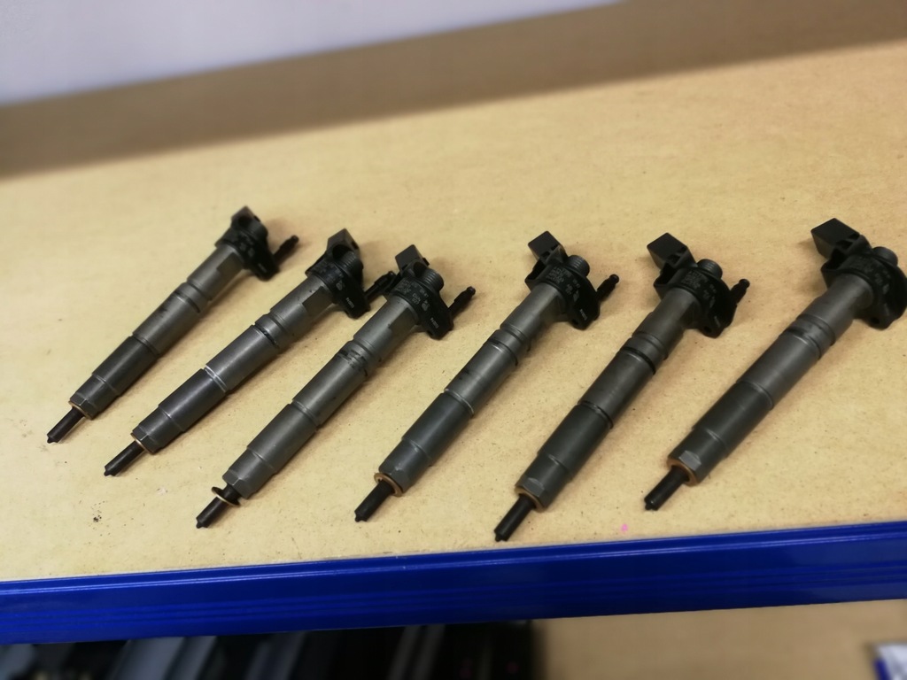 MERCEDES Sprinter 3.0 CDI WTRYSKIWACZE 6420701387 - 12327119457 ...