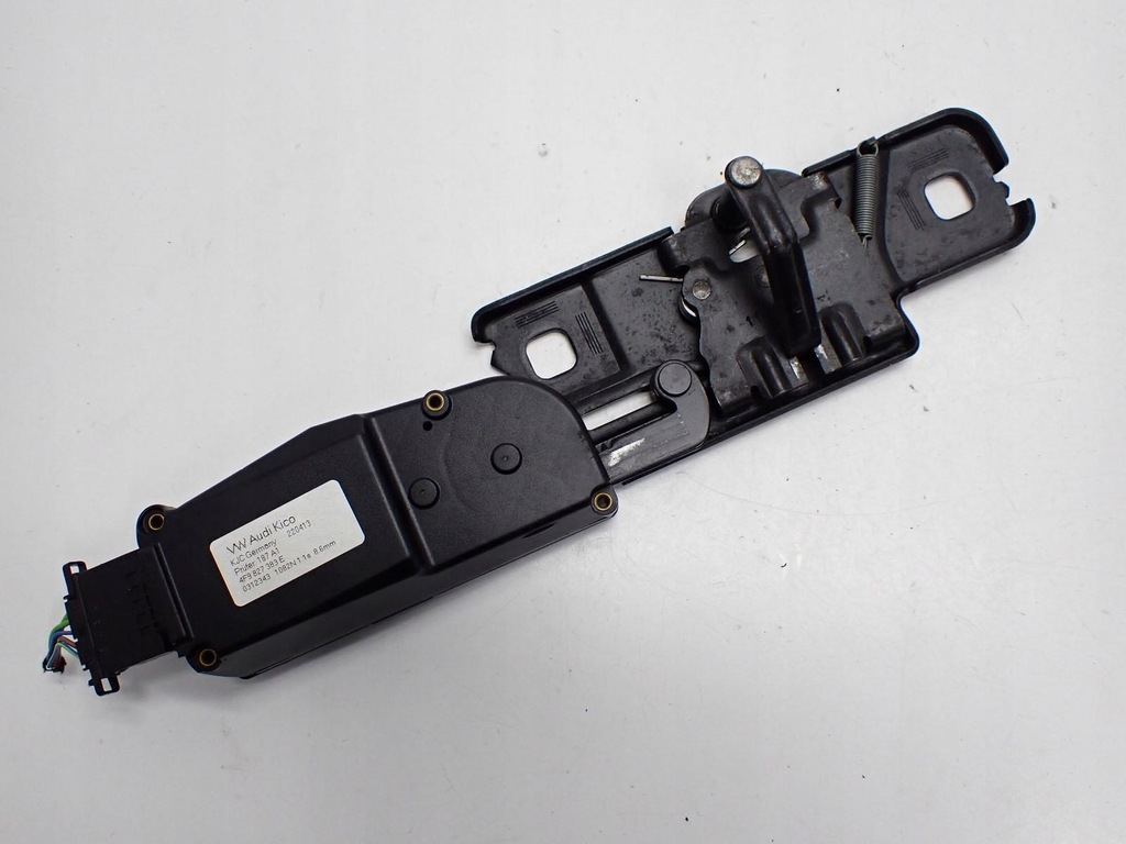 ZAMEK DOCIĄG KLAPY TYŁ BAGAŻNIKA 4F9827383E AUDI Q5 8R 13R ...