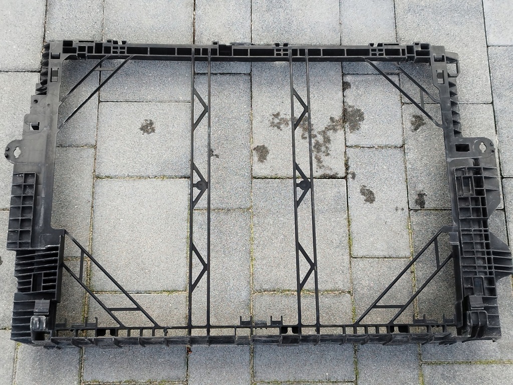 RAMKA OBUDOWA CHLODNICY PRZÓD VOLVO XC60 II V60 S60 III V90 31657366 ...