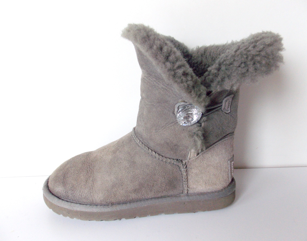 UGG HOLOGRAM SKÓRA 37 - 23 CM - 13884004654 - oficjalne archiwum Allegro