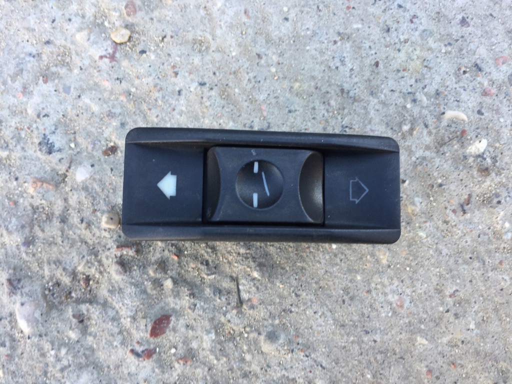 BMW E32 włącznik przełącznik szyberdachu - 8899827134 - oficjalne ...