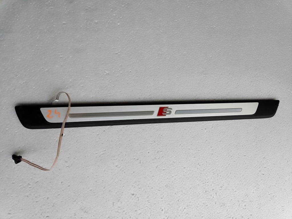 AUDI A4 B9 8W0947417A LISTWY PROGOWE PODŚWIETLANE - 12883422798 ...