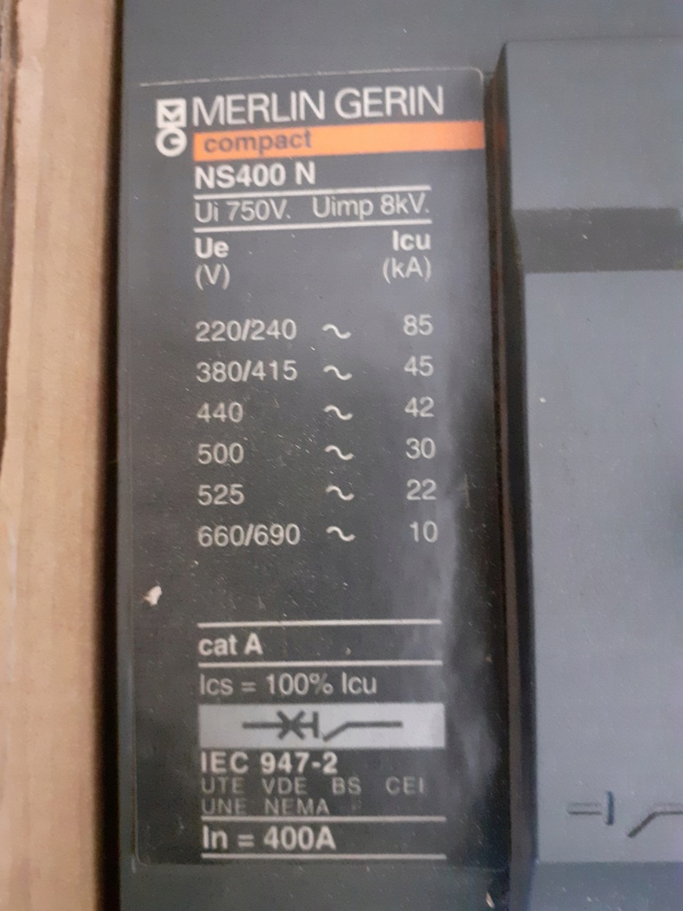 Wyłącznik Merlin Gerin Compact NS400N 400A - 9703163174 - oficjalne ...