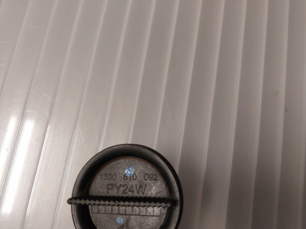 FIAT 500 oprawka żarówki kierunkowskazu 1300610092 - 13164777882 ...