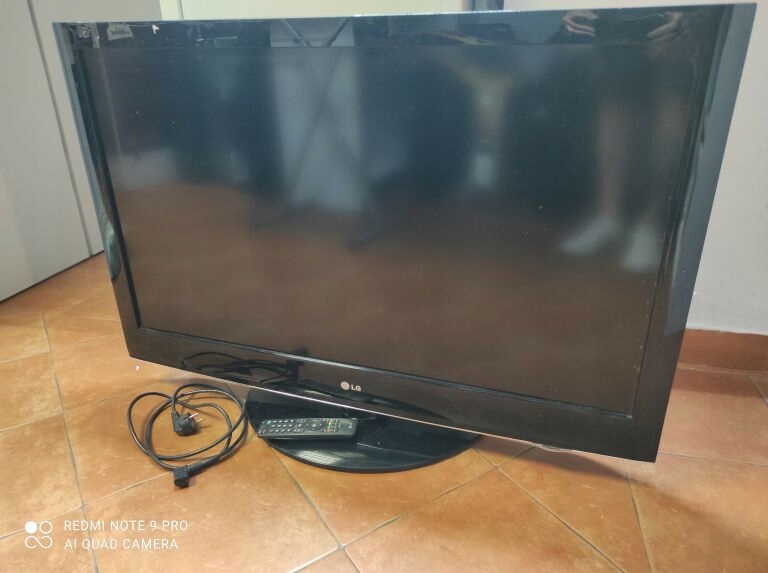 TELEWIZOR LG 42LH3000 + PILOT USZKODZONY - 10943062257 - oficjalne ...