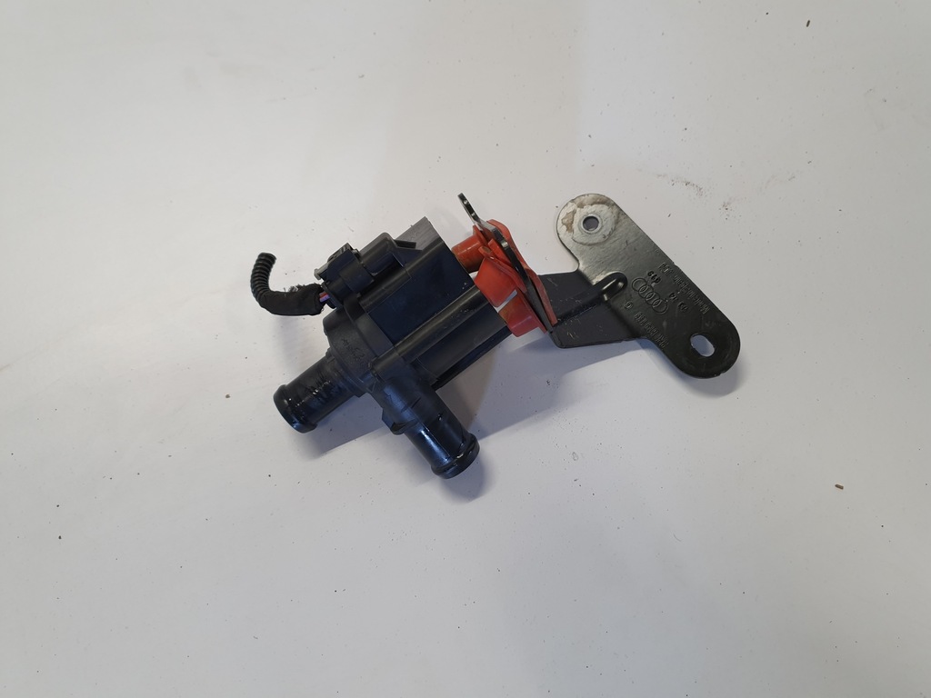 PORSCHE MACAN POMPA WODY 3.0TDI 06H121601M - 8089472578 - oficjalne ...