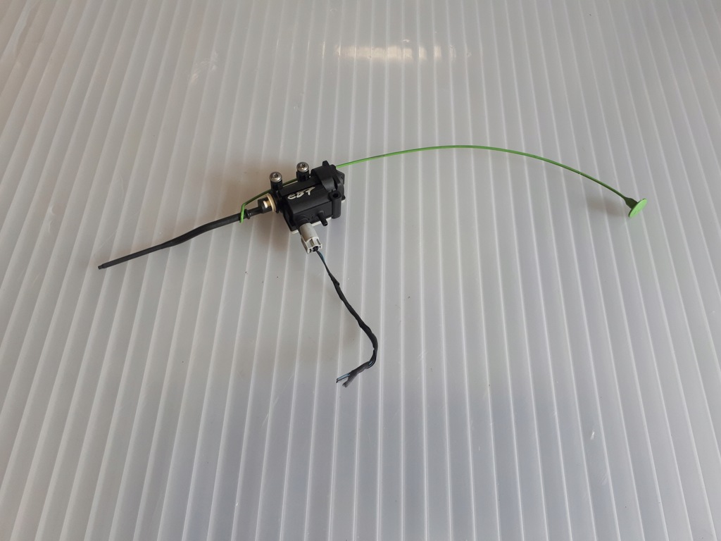 BMW E87 E81 siłownik klapki wlewu paliwa 6985879 - 12209076315 ...