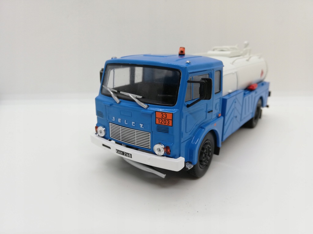Jelcz 325 cysterna Kultowe Ciężarówki PRL 1:43 - 13140359629 - oficjalne archiwum Allegro
