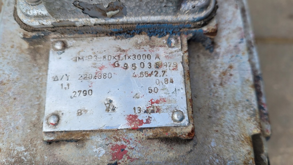 Silnik elektryczny VEM 1.1KW 2800 obrotów 220V 380 - 7708687388 - oficjalne archiwum Allegro