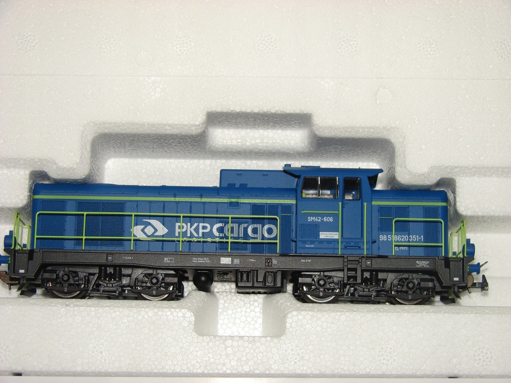HO- LOKOMOTYWA SPALINOWA SM 42 PKP CARGO PIKO - 13817170423 - oficjalne archiwum Allegro