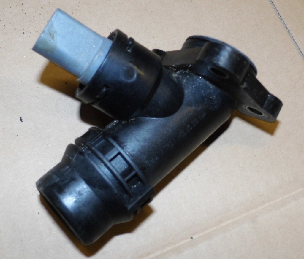 EOS OCTAVIA GOLF 2.0 FSI KRÓCIEC WODY 06F121131C - 6722363975 ...