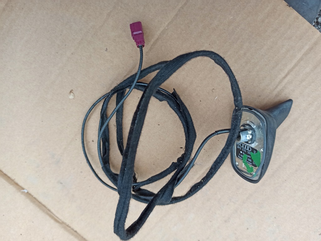 ANTENA DACHU AUDI A3 8P LIFT SPORTBACK - 9441271001 - oficjalne archiwum Allegro