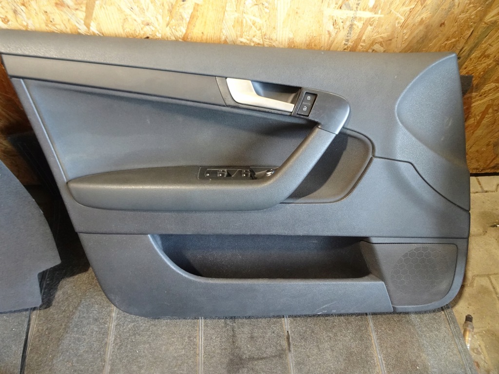 Audi A3 8P FL 5D Boczek drzwi lewy przód EU - 12733258872 - oficjalne archiwum Allegro