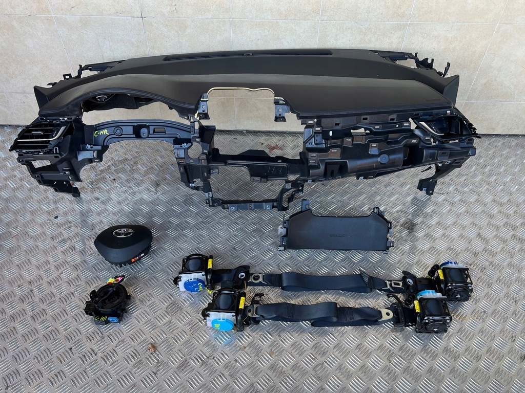 DESKA KONSOLA KOKPIT AIRBAG TOYOTA CHR C-HR LIFT - 12009387487 ...