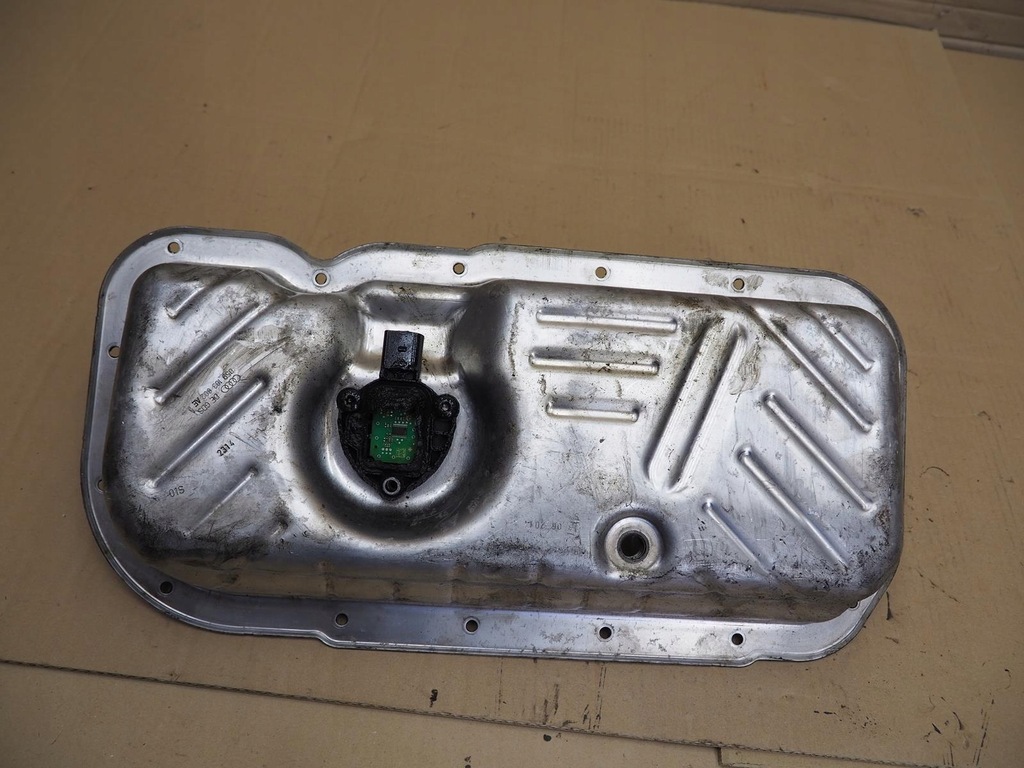 MISKA OLEJU AUDI 3.0 TDI CLA CDU CGQ 059103602AE8 - 12216576414 ...