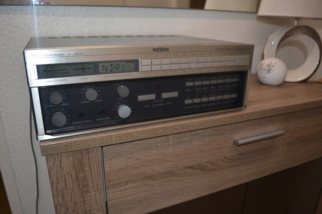 Revox B261 Tuner High-End TOP - 14113433319 - oficjalne archiwum Allegro