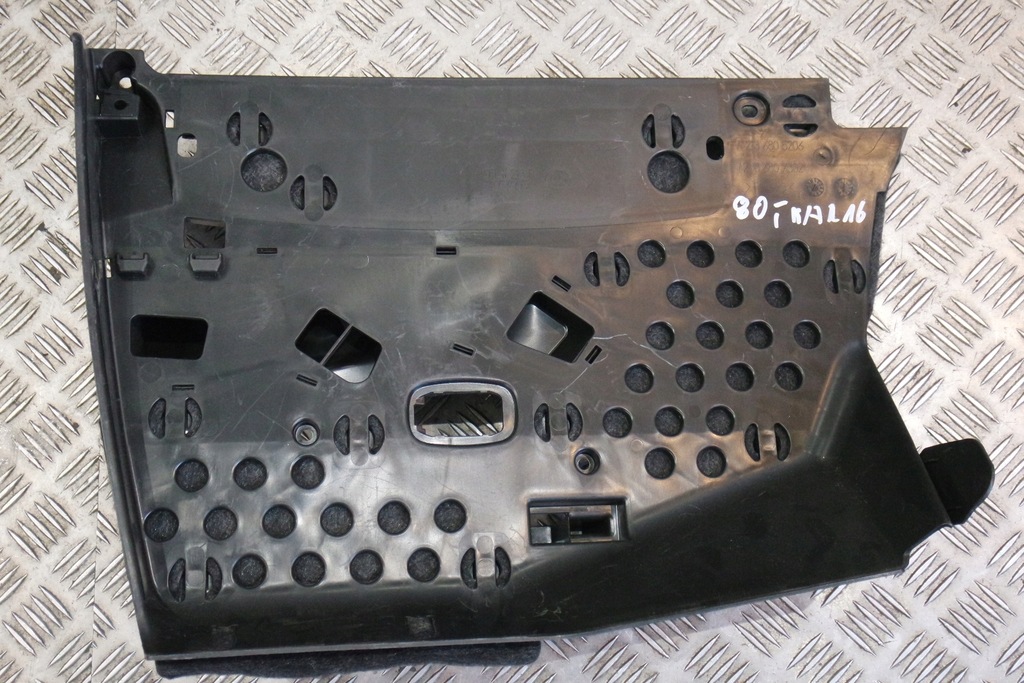 OSLONA KONSOLI PLASTIK MERCEDES A2136805206 - 11621277987 - oficjalne ...