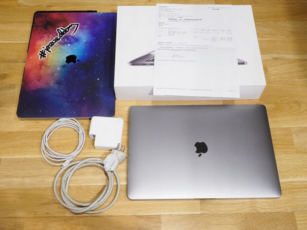 Apple MacBook Pro A1990 15,4" i7 16 GB 256 GB - 13066627577 - oficjalne ...