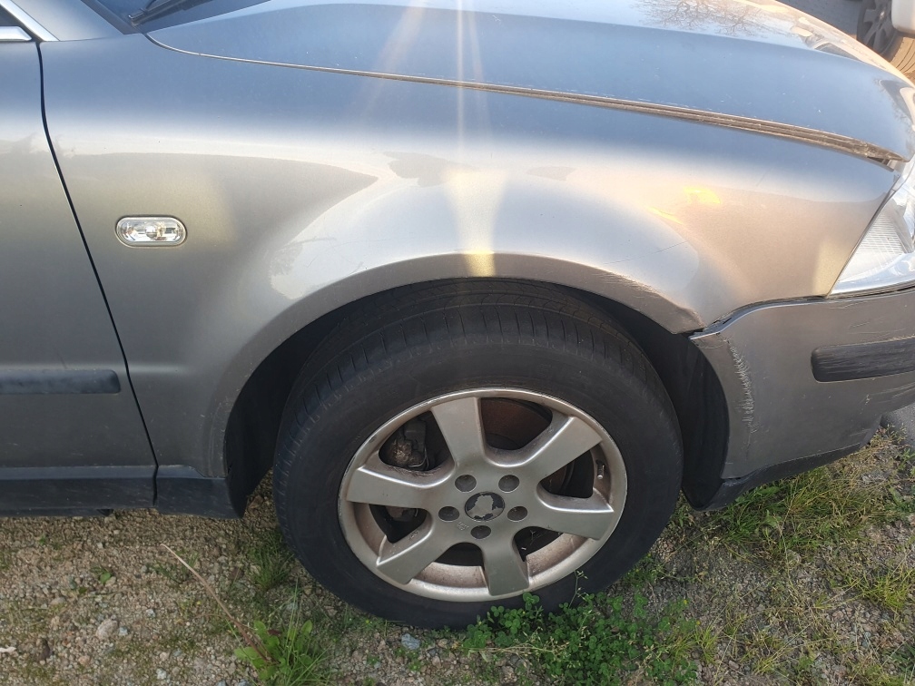 błotnik prawy przód przedni 1.9 TDI VW PASSAT B5 FL 05 130 kM LD7W do ...
