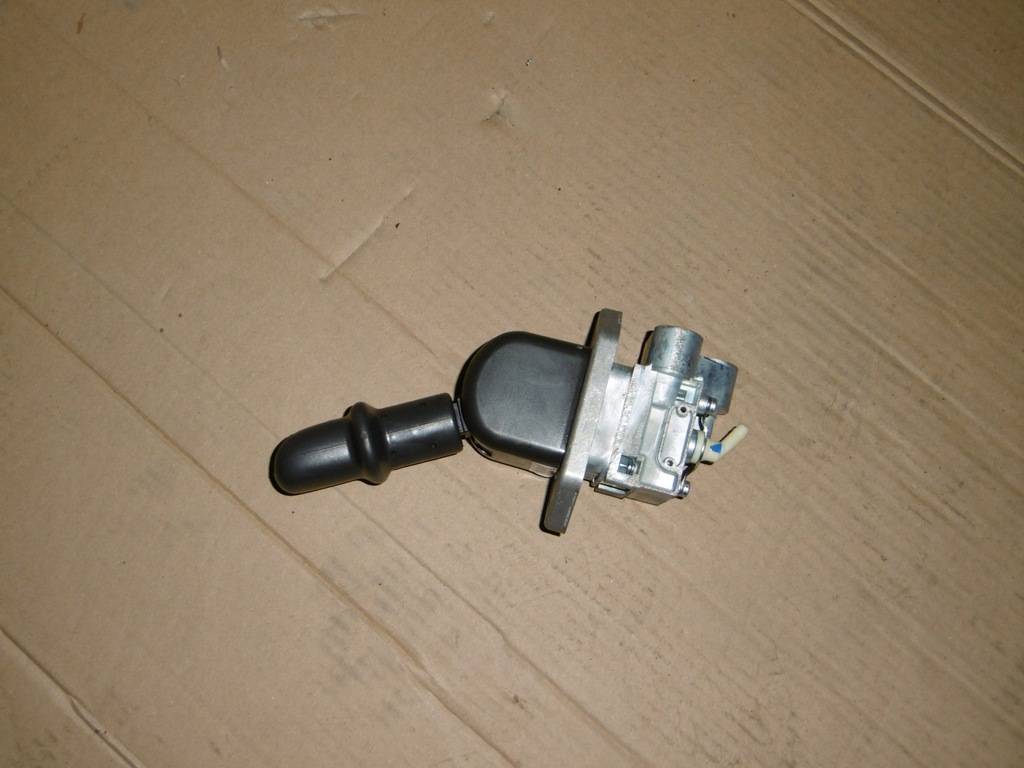 ZAWÓR HAMULCA RĘCZNEGO VOLVO FH FM FL FE 20763929 - 12928317161 ...