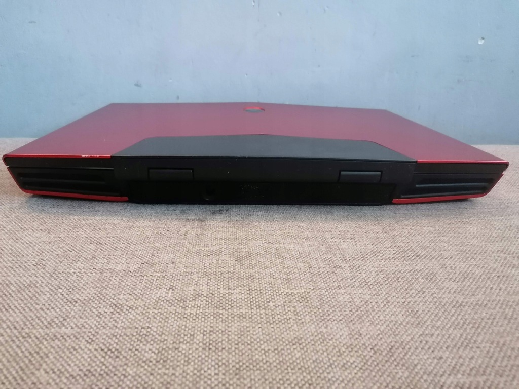Laptop LEGENDARNY ALIENWARE P01E raczej na części - 12506237205 ...