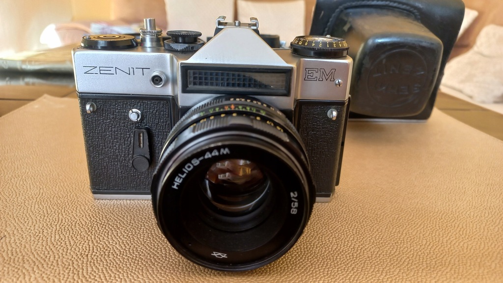 Aparat ZENIT EM Helios-44m, ZSRR - stan b.dobry - 14347514932 ...