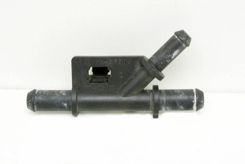 Króciec układu chłodzenia Toyota Auris 16264-0D14 - 7416118544 ...