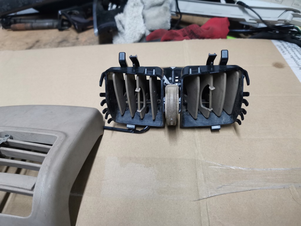 MERCEDES E W212 KRATKA NAWIEWU TUNELU A2128300454 - 12962346593 ...