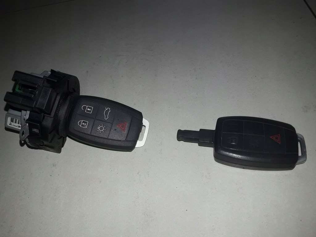 Volvo v50 s40 c30 c70 stacyjka 2 kluczyki - 13137172061 - oficjalne archiwum Allegro