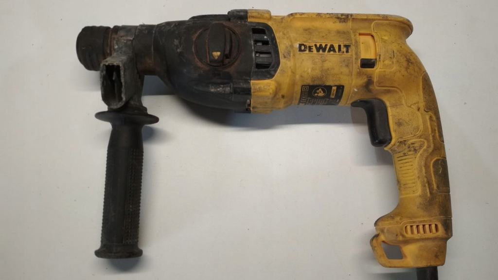 Młotowiertarka DEWALT D25033 230V - 2 - 7661077995 - oficjalne archiwum ...