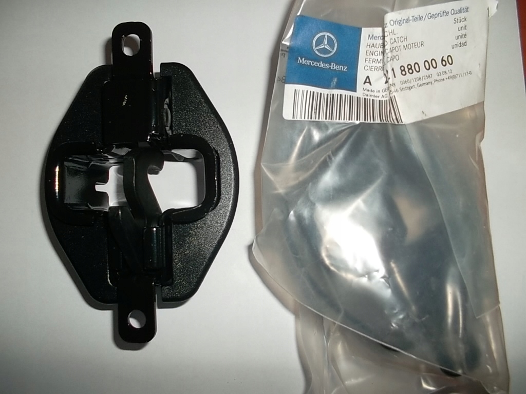 MERCEDES S KLASA 221 W221 ZAMEK MASKI W PAS NOWY - 8300394961 ...