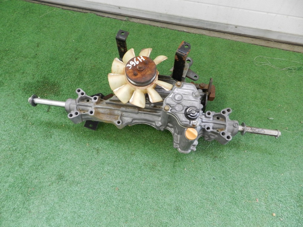 396H TRAKTOREK JOHN DEERE SKRZYNIA DYFER HYDRO - 12256174780 ...