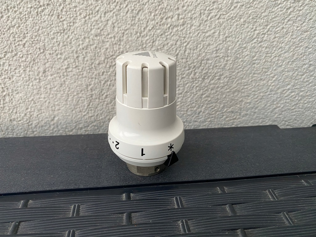 Głowica termostatyczna STARY TYP Danfoss RTD - 14245428712 - oficjalne archiwum Allegro