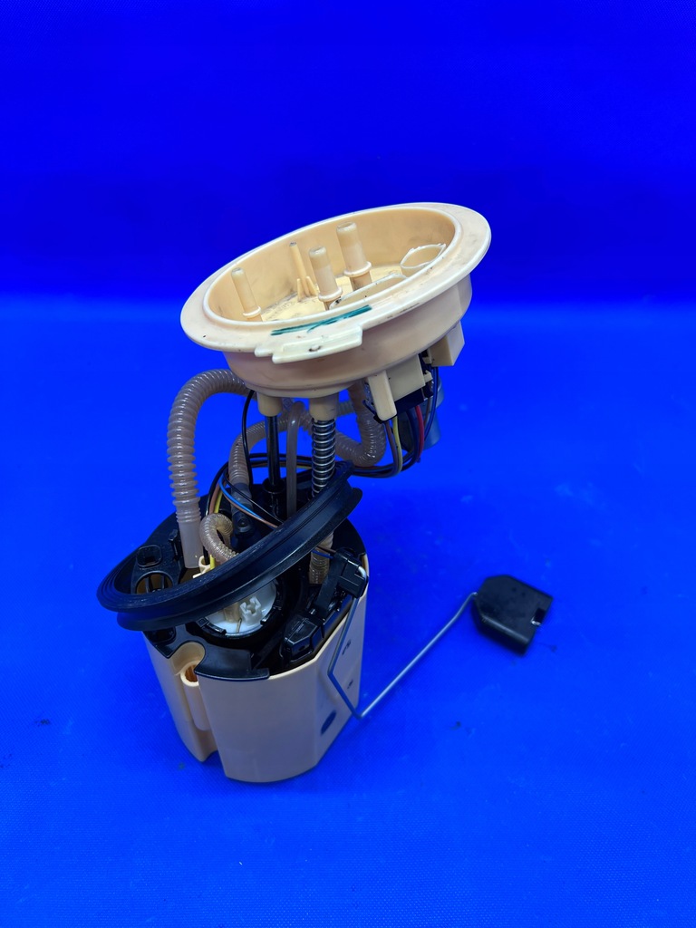 AUDI A6 C7 3.0 TDI POMPA PALIWA 4G0919050A - 12164510618 - oficjalne ...