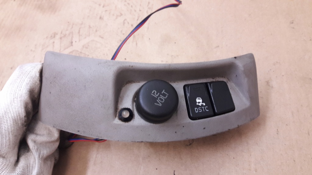 VOLVO S40/V50 GNIAZDO ZAPALNICZKI PRZYCISK DSTC - 9986020232 - oficjalne archiwum Allegro