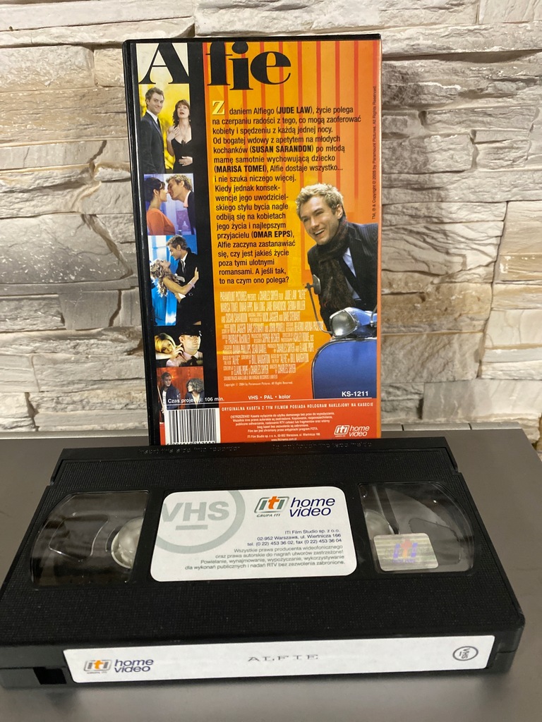 Купить Alfie VHS как новый: отзывы, фото и характеристики на Aredi.ru (15085172911)