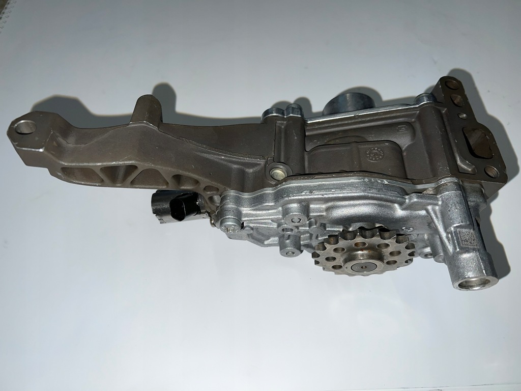 Mercedes OM642 pompa oleju A6421803101 6421802801. - 13317542479 ...