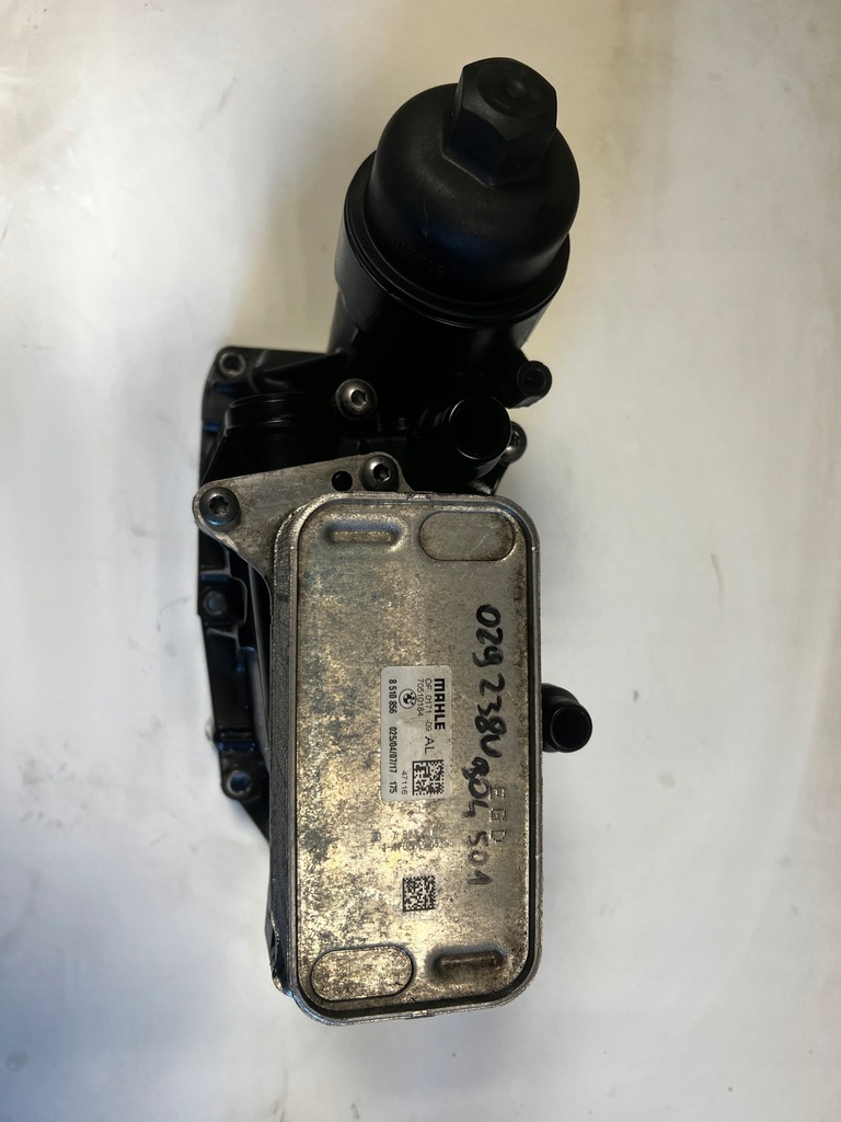 OBUDOWA PODSTAWA FILTRA OLEJU BMW X5 X6 F16 3.0D - 12478233824 ...