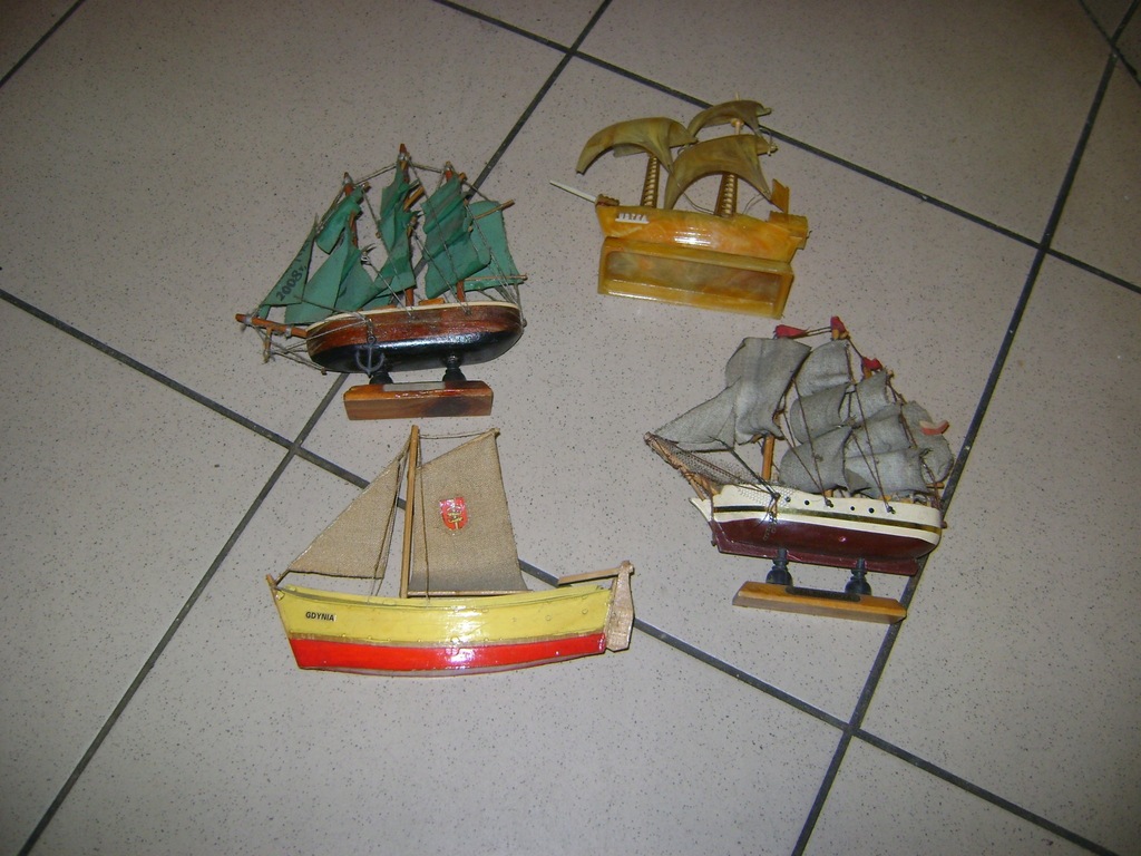 statki modele 4 szt - 12005390336 - oficjalne archiwum Allegro