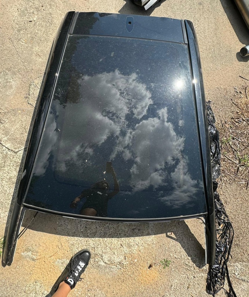 DACH PANORAMA TOYOTA YARIS CROSS KROSS 2023 W-WA - 16084856651 ...