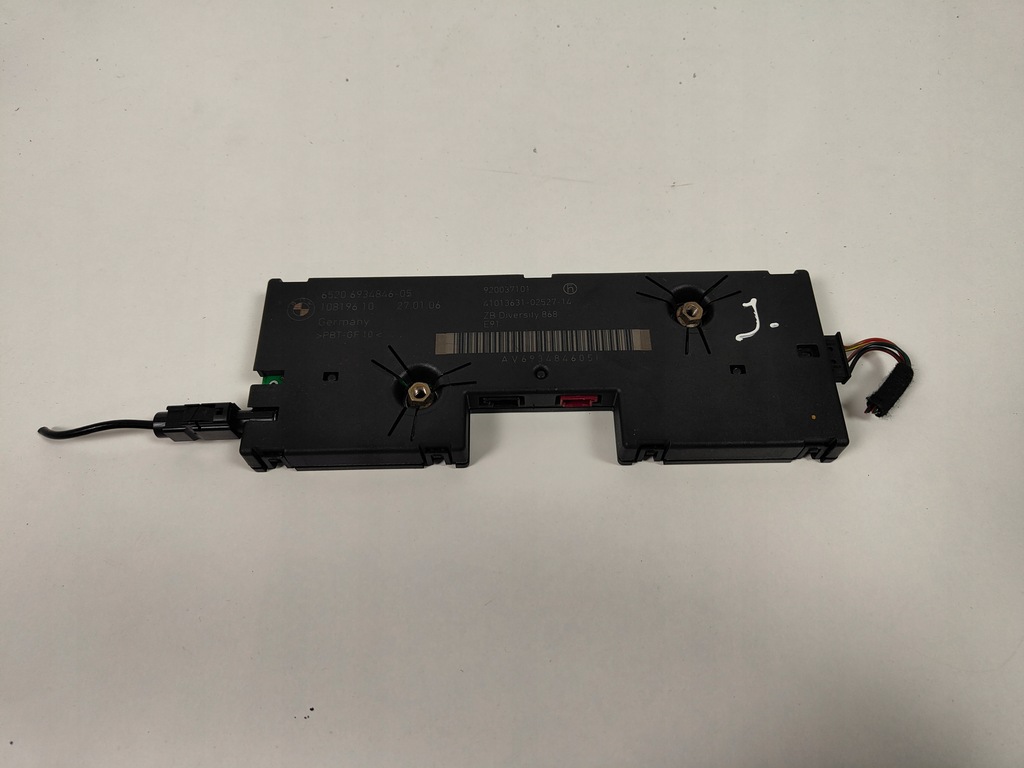 BMW E90 E91 MODUŁ WZMACNIACZ ANTENY DIVERSITY 6934846 - 14879032153 ...