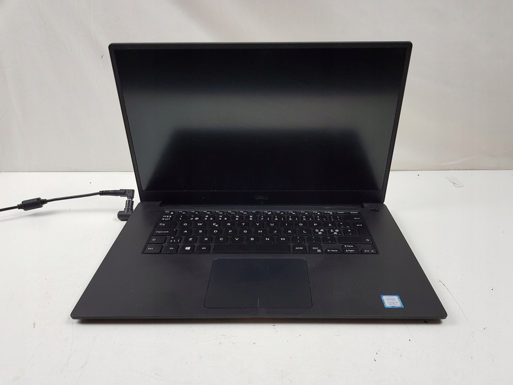 Dell XPS P56F i7 8gen (2047888) - 13135709839 - oficjalne archiwum Allegro