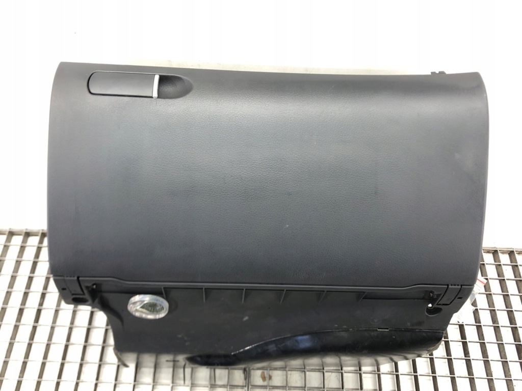 SCHOWEK PASAŻERA AUDI A4 B7 Sedan/Limuzyna 04-08 - 13748193062 ...